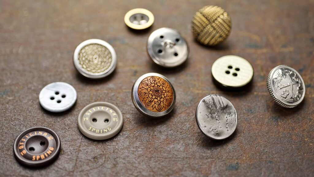 4 holes shank button to sew - for trousers, shirts and jackets